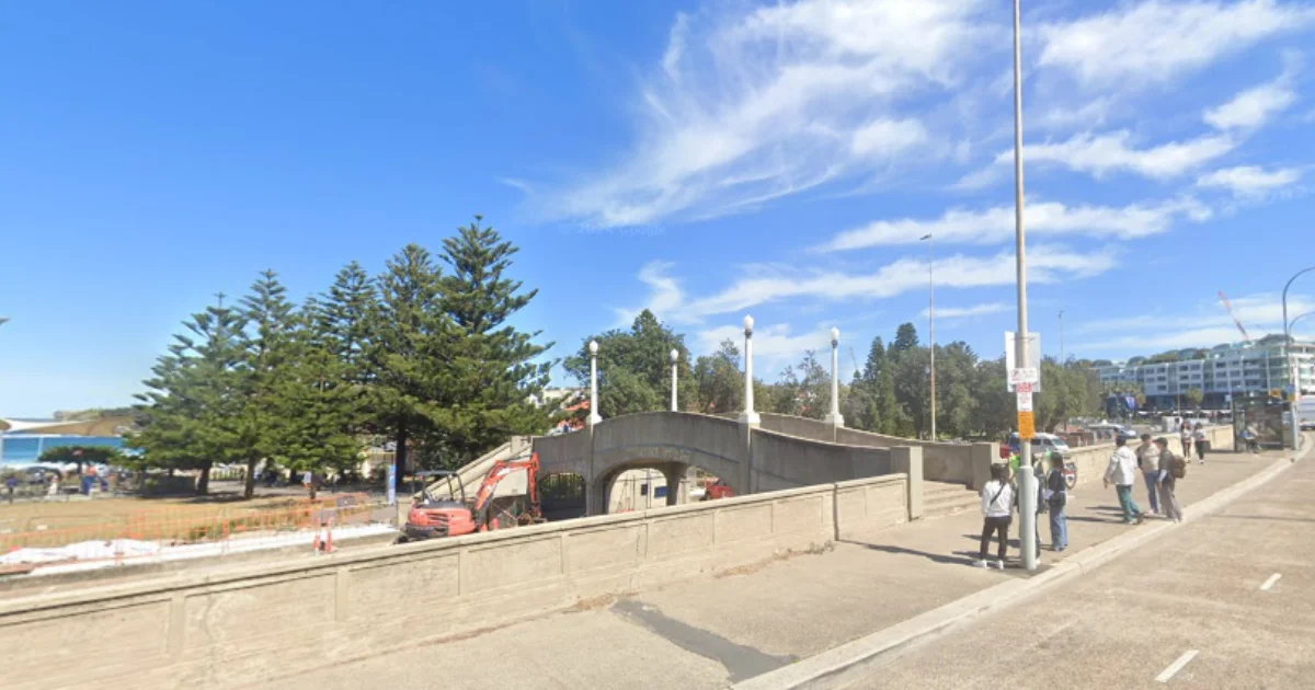 Keep or Remove? Community Divided Over Bondi Beach Footbridge Following ...